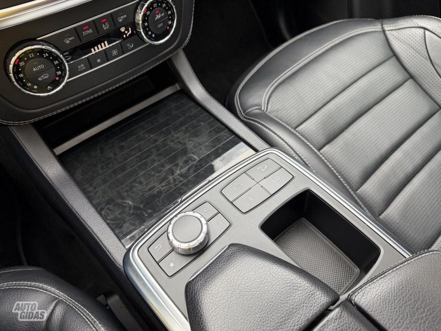Melns Mercedes-Benz gl-63-amg 2013 Kauņa, ar dzinēja tilpumu 5.50 L un nobraukumu 318 tūkst. km par 19900 €, foto 24 vietnē AUTOMOTO.COM.LV