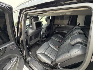 Melns Mercedes-Benz gl-63-amg 2013 Kauņa, ar dzinēja tilpumu 5.50 L un nobraukumu 318 tūkst. km par 19900 €, foto 29 vietnē AUTOMOTO.COM.LV