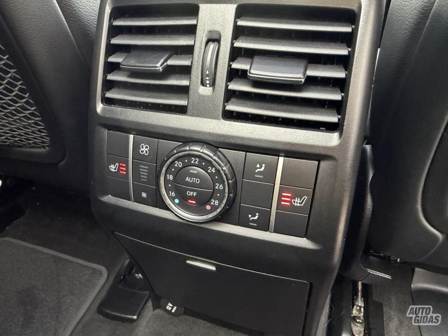 Melns Mercedes-Benz gl-63-amg 2013 Kauņa, ar dzinēja tilpumu 5.50 L un nobraukumu 318 tūkst. km par 19900 €, foto 30 vietnē AUTOMOTO.COM.LV