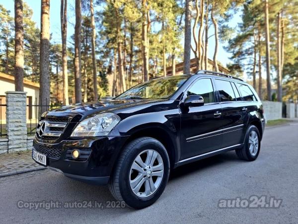 Black Mercedes-Benz GL-Class 2007 in Tallinn, with an engine capacity of 3.00 L and mileage of 298 thousand km for 8500 €, photo 1 on AUTOMOTO.COM.LV