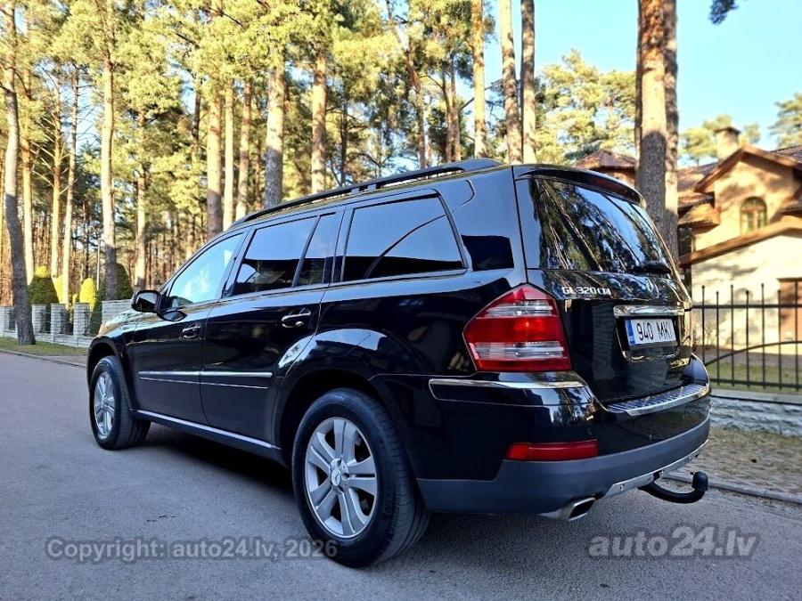Black Mercedes-Benz GL-Class 2007 in Tallinn, with an engine capacity of 3.00 L and mileage of 298 thousand km for 8500 €, photo 5 on AUTOMOTO.COM.LV