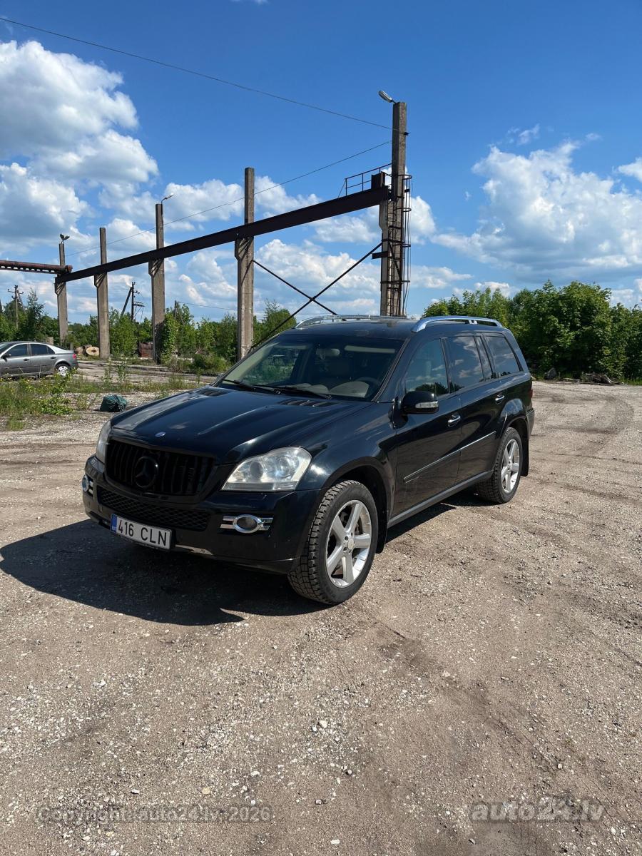 Melns Mercedes-Benz GL-Class 2007 Tallina, ar dzinēja tilpumu 3.00 L un nobraukumu 350 tūkst. km par 5990 €, foto 3 vietnē AUTOMOTO.COM.LV