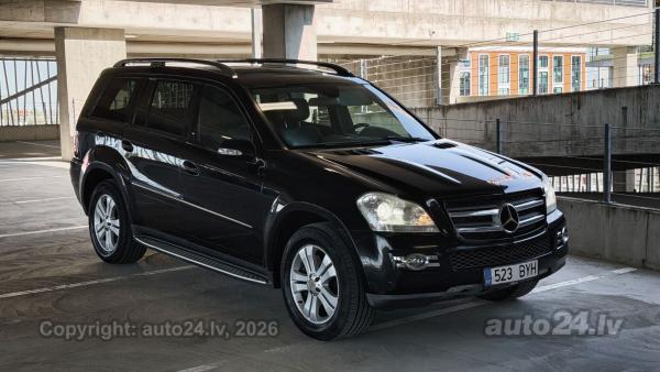 Melns Mercedes-Benz GL-Class 2007 Tallina, ar dzinēja tilpumu 4.00 L un nobraukumu 213 tūkst. km par 7999 €, foto 1 vietnē AUTOMOTO.COM.LV