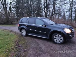 Melns Mercedes-Benz GL-Class 2008 Tallina, ar dzinēja tilpumu 4.00 L un nobraukumu 328 tūkst. km par 7500 €, foto 4 vietnē AUTOMOTO.COM.LV