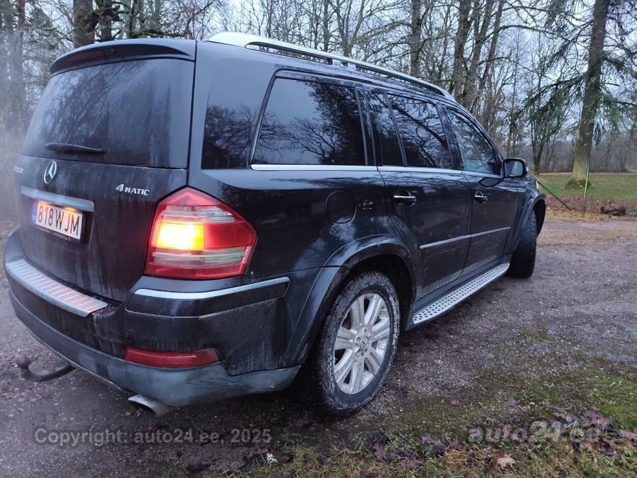 Melns Mercedes-Benz GL-Class 2008 Tallina, ar dzinēja tilpumu 4.00 L un nobraukumu 328 tūkst. km par 7500 €, foto 5 vietnē AUTOMOTO.COM.LV