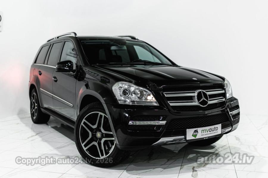 Black Mercedes-Benz GL-Class 2011 in Tallinn, with an engine capacity of 4.00 L and mileage of 272 thousand km for 16990 €, photo 6 on AUTOMOTO.COM.LV