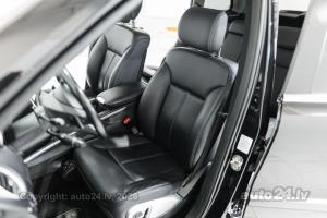 Black Mercedes-Benz GL-Class 2011 in Tallinn, with an engine capacity of 4.00 L and mileage of 272 thousand km for 16990 €, photo 14 on AUTOMOTO.COM.LV