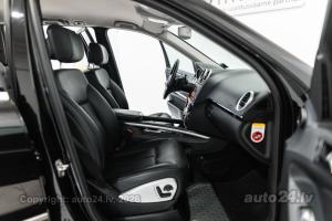 Black Mercedes-Benz GL-Class 2011 in Tallinn, with an engine capacity of 4.00 L and mileage of 272 thousand km for 16990 €, photo 16 on AUTOMOTO.COM.LV