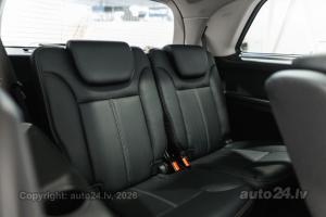 Black Mercedes-Benz GL-Class 2011 in Tallinn, with an engine capacity of 4.00 L and mileage of 272 thousand km for 16990 €, photo 21 on AUTOMOTO.COM.LV