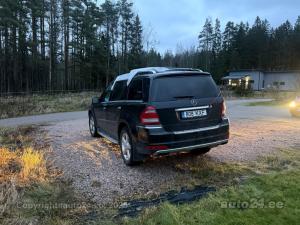 Melns Mercedes-Benz GL-Class 2012 Tallina, ar dzinēja tilpumu 3.00 L un nobraukumu 385 tūkst. km par 6000 €, foto 3 vietnē AUTOMOTO.COM.LV