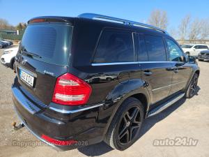 Black Mercedes-Benz GL-Class 2012 in Tartu, with an engine capacity of 3.00 L and mileage of 323 thousand km for 13790 €, photo 5 on AUTOMOTO.COM.LV