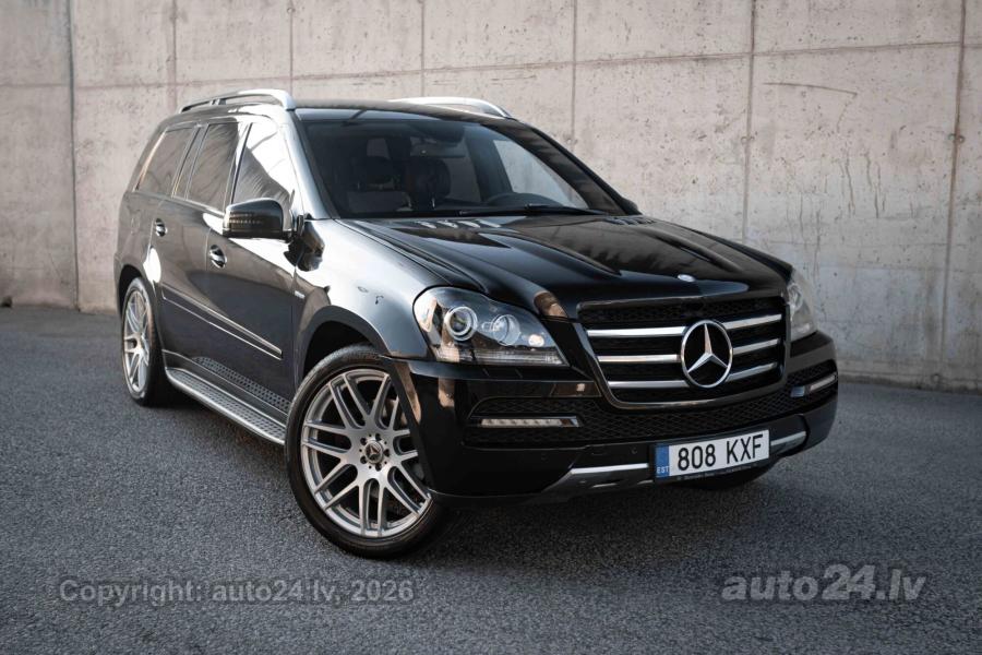 Melns Mercedes-Benz GL-Class 2012 Tallina, ar dzinēja tilpumu 3.00 L un nobraukumu 399 tūkst. km par 10900 €, foto 1 vietnē AUTOMOTO.COM.LV