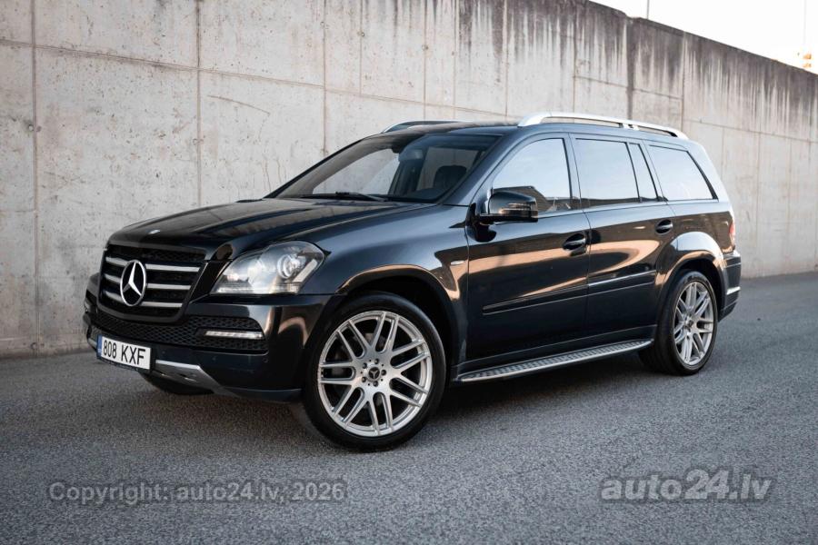 Melns Mercedes-Benz GL-Class 2012 Tallina, ar dzinēja tilpumu 3.00 L un nobraukumu 399 tūkst. km par 10900 €, foto 5 vietnē AUTOMOTO.COM.LV