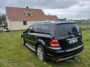 Melns Mercedes-Benz GL-Class 2012 Pērnava, ar dzinēja tilpumu 3.00 L un nobraukumu 0 tūkst. km par 12900 €, foto  vietnē AUTOMOTO.COM.LV