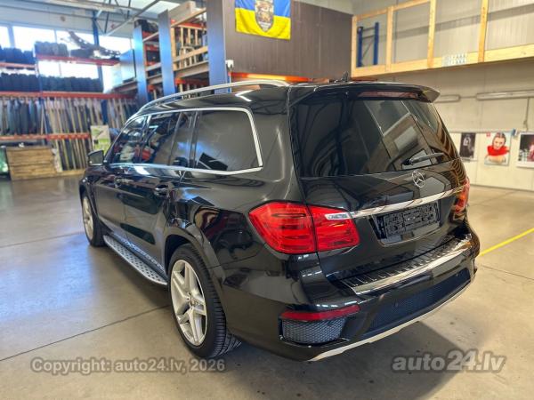 Melns Mercedes-Benz GL-Class 2013 Tartu, ar dzinēja tilpumu 0.00 L un nobraukumu 229 tūkst. km par 20500 €, foto 3 vietnē AUTOMOTO.COM.LV