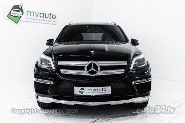 Black Mercedes-Benz GL-Class 2013 in Tallinn, with an engine capacity of 3.00 L and mileage of 326 thousand km for 17990 €, photo 4 on AUTOMOTO.COM.LV