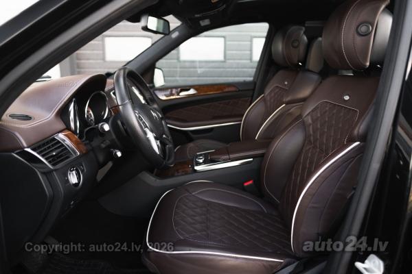 Melns Mercedes-Benz GL-Class 2013 Tallina, ar dzinēja tilpumu 3.00 L un nobraukumu 232 tūkst. km par 25990 €, foto 8 vietnē AUTOMOTO.COM.LV
