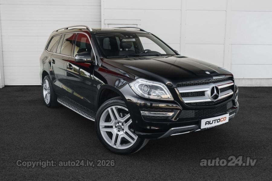 Melns Mercedes-Benz GL-Class 2013 Tallina, ar dzinēja tilpumu 3.00 L un nobraukumu 133 tūkst. km par 25999 €, foto 4 vietnē AUTOMOTO.COM.LV