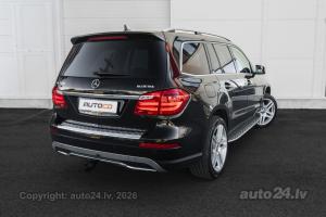Melns Mercedes-Benz GL-Class 2013 Tallina, ar dzinēja tilpumu 3.00 L un nobraukumu 133 tūkst. km par 25999 €, foto 9 vietnē AUTOMOTO.COM.LV