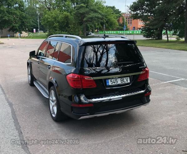 Melns Mercedes-Benz GL-Class 2014 Tallina, ar dzinēja tilpumu 3.00 L un nobraukumu 330 tūkst. km par 21900 €, foto 2 vietnē AUTOMOTO.COM.LV