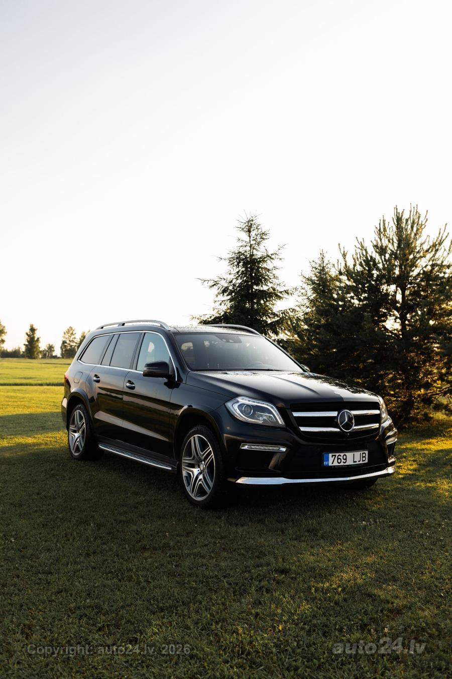 Black Mercedes-Benz GL-Class 2014 in Tallinn, with an engine capacity of 3.00 L and mileage of 257 thousand km for 25000 €, photo 4 on AUTOMOTO.COM.LV
