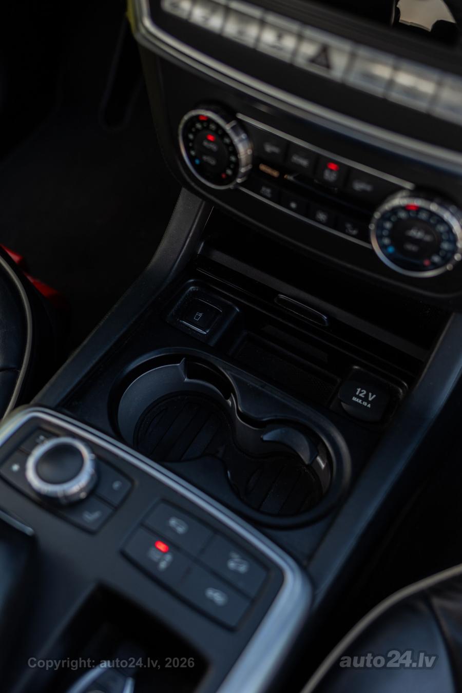 Black Mercedes-Benz GL-Class 2014 in Tallinn, with an engine capacity of 3.00 L and mileage of 257 thousand km for 25000 €, photo 12 on AUTOMOTO.COM.LV