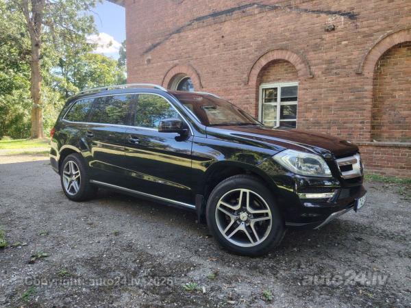 Мерседес ГЛ-класс 2014 в Таллин на AUTOMOTO.COM.LV Черный Мерседес ГЛ-класс 2014 в Таллин, объемом двигателя 3.00 л и пробегом 275 тыс. км за 21500 €, фото 1 на AUTOMOTO.COM.LV