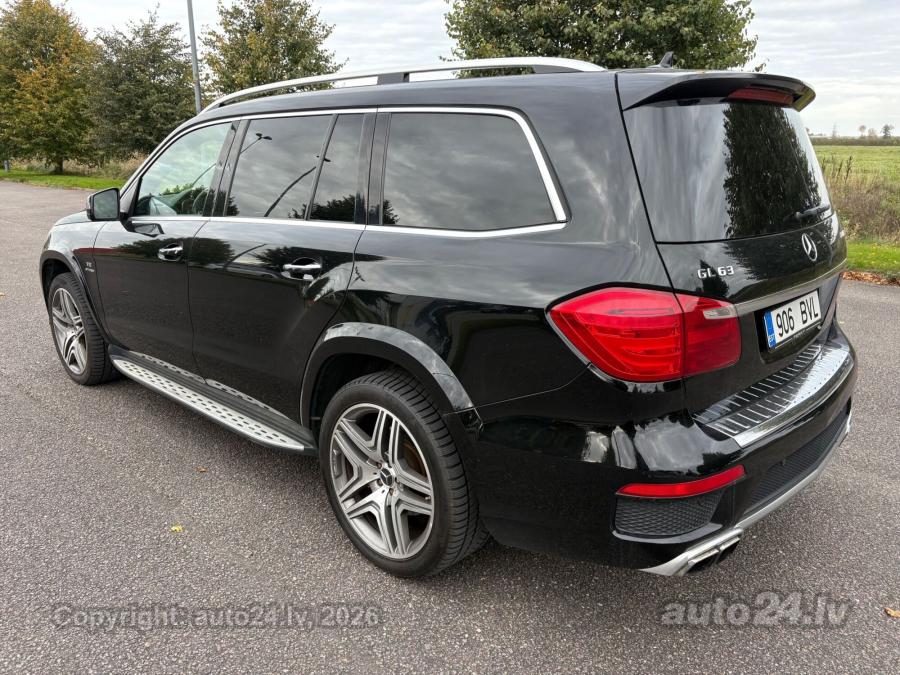 Black Mercedes-Benz GL-Class 2014 in Tallinn, with an engine capacity of 5.50 L and mileage of 178 thousand km for 29900 €, photo 4 on AUTOMOTO.COM.LV