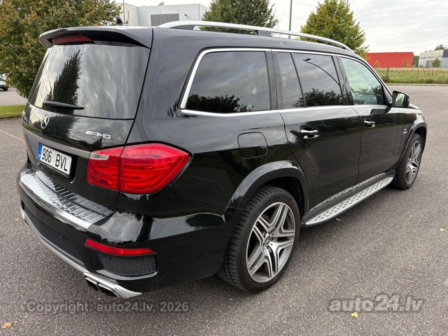 Black Mercedes-Benz GL-Class 2014 in Tallinn, with an engine capacity of 5.50 L and mileage of 178 thousand km for 29900 €, photo 5 on AUTOMOTO.COM.LV