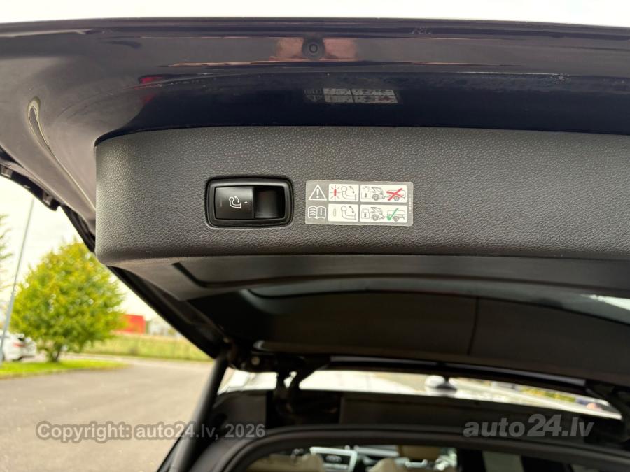 Black Mercedes-Benz GL-Class 2014 in Tallinn, with an engine capacity of 5.50 L and mileage of 178 thousand km for 29900 €, photo 16 on AUTOMOTO.COM.LV
