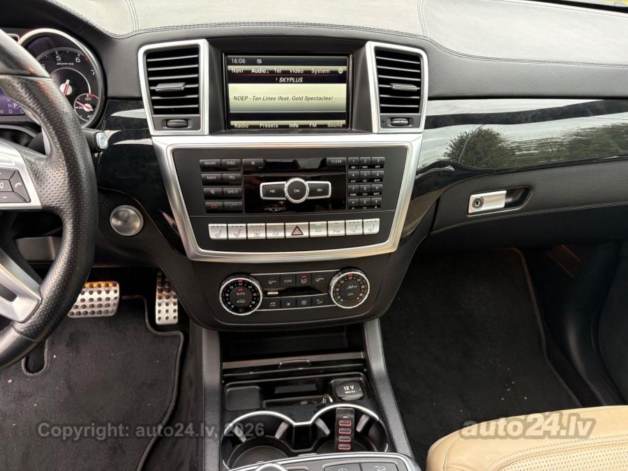 Black Mercedes-Benz GL-Class 2014 in Tallinn, with an engine capacity of 5.50 L and mileage of 178 thousand km for 29900 €, photo 17 on AUTOMOTO.COM.LV