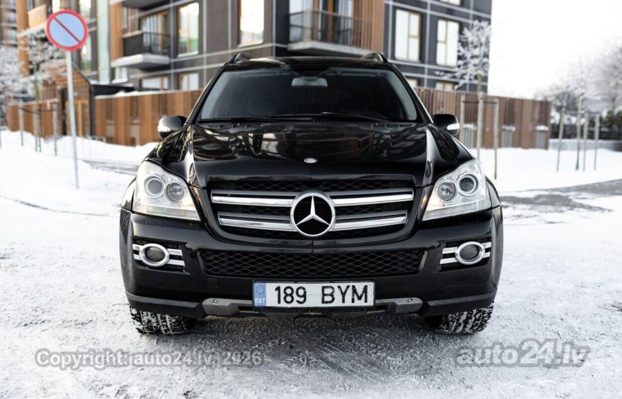 Black Mercedes-Benz GL-Class 2006 in Tallinn, with an engine capacity of 3.00 L and mileage of 314 thousand km for 6990 €, photo 2 on AUTOMOTO.COM.LV