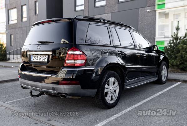 Melns Mercedes-Benz GL-Class 2006 Tallina, ar dzinēja tilpumu 3.00 L un nobraukumu 340 tūkst. km par 5998 €, foto 1 vietnē AUTOMOTO.COM.LV