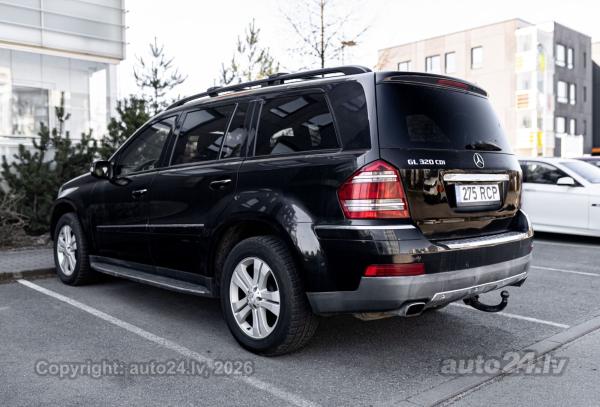 Melns Mercedes-Benz GL-Class 2006 Tallina, ar dzinēja tilpumu 3.00 L un nobraukumu 340 tūkst. km par 5998 €, foto 3 vietnē AUTOMOTO.COM.LV
