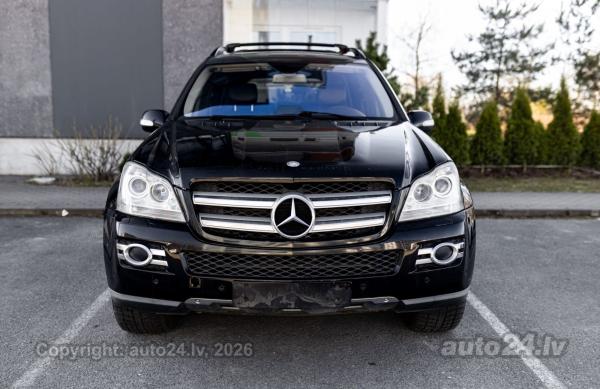 Melns Mercedes-Benz GL-Class 2006 Tallina, ar dzinēja tilpumu 3.00 L un nobraukumu 340 tūkst. km par 5998 €, foto 5 vietnē AUTOMOTO.COM.LV