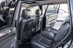 Melns Mercedes-Benz GL-Class 2006 Tallina, ar dzinēja tilpumu 3.00 L un nobraukumu 340 tūkst. km par 5998 €, foto 10 vietnē AUTOMOTO.COM.LV