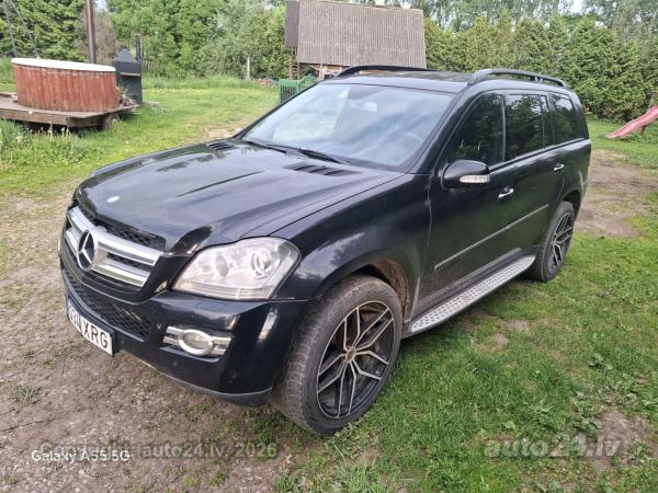 Black Mercedes-Benz GL-Class 2008 in Voru, with an engine capacity of 5.50 L and mileage of 0 thousand km for 9500 €, photo 2 on AUTOMOTO.COM.LV