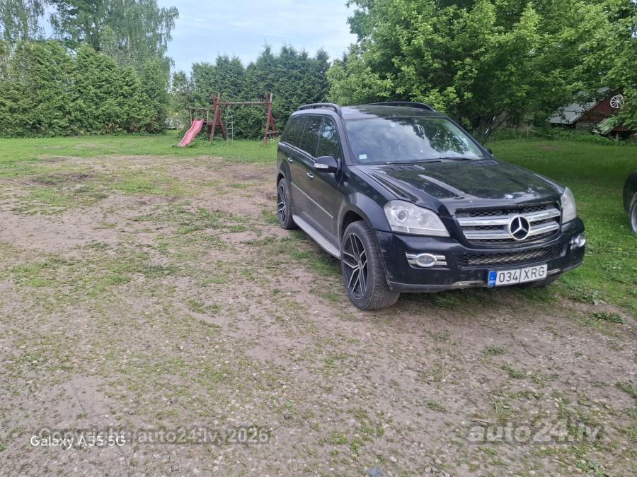 Black Mercedes-Benz GL-Class 2008 in Voru, with an engine capacity of 5.50 L and mileage of 0 thousand km for 9500 €, photo 9 on AUTOMOTO.COM.LV
