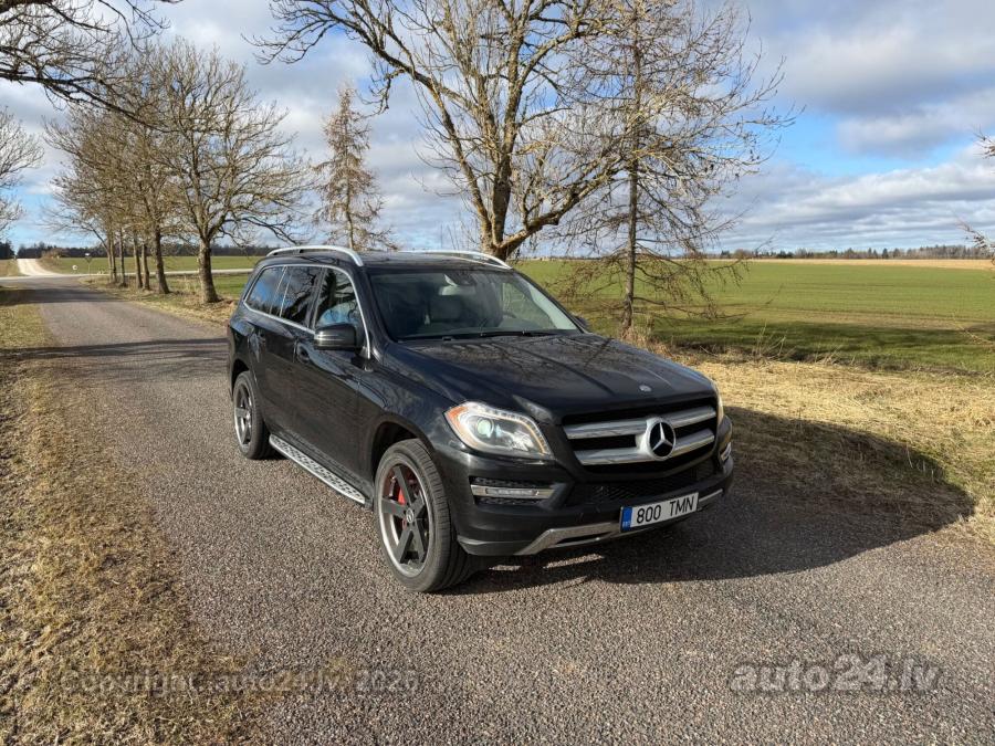 Melns Mercedes-Benz GL-Class 2013 Tallina, ar dzinēja tilpumu 4.70 L un nobraukumu 235 tūkst. km par 15500 €, foto 3 vietnē AUTOMOTO.COM.LV