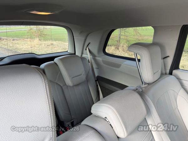 Melns Mercedes-Benz GL-Class 2013 Tallina, ar dzinēja tilpumu 4.70 L un nobraukumu 235 tūkst. km par 15500 €, foto 7 vietnē AUTOMOTO.COM.LV