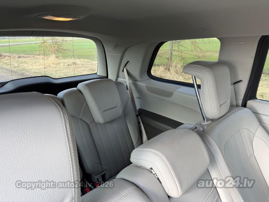 Melns Mercedes-Benz GL-Class 2013 Tallina, ar dzinēja tilpumu 4.70 L un nobraukumu 235 tūkst. km par 15500 €, foto 8 vietnē AUTOMOTO.COM.LV