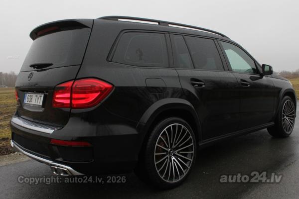 Black Mercedes-Benz GL-Class 2016 in Tallinn, with an engine capacity of 3.00 L and mileage of 220 thousand km for 26000 €, photo 3 on AUTOMOTO.COM.LV