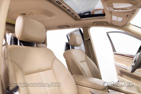 Blue Mercedes-Benz GL-Class 2010 in Tallinn, with an engine capacity of 3.00 L and mileage of 251 thousand km for 12999 €, photo 11 on AUTOMOTO.COM.LV