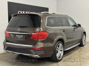 Brūns Mercedes-Benz GL-Class 2013 Tallina, ar dzinēja tilpumu 3.00 L un nobraukumu 214 tūkst. km par 24995 €, foto 8 vietnē AUTOMOTO.COM.LV