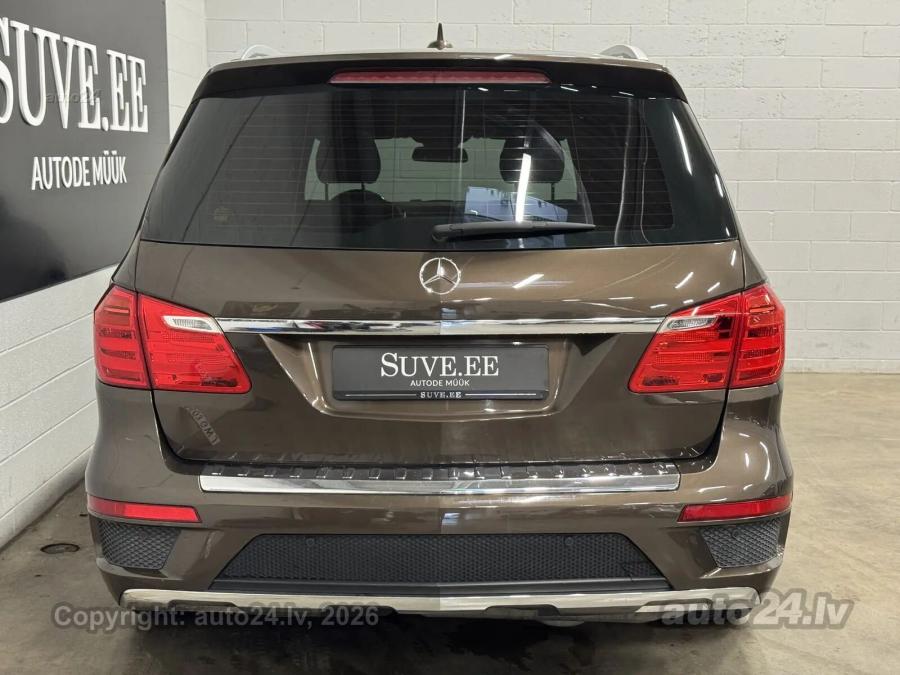 Brūns Mercedes-Benz GL-Class 2013 Tallina, ar dzinēja tilpumu 3.00 L un nobraukumu 214 tūkst. km par 24995 €, foto 9 vietnē AUTOMOTO.COM.LV
