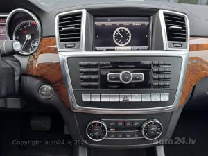 Brūns Mercedes-Benz GL-Class 2013 Tallina, ar dzinēja tilpumu 3.00 L un nobraukumu 214 tūkst. km par 24995 €, foto 26 vietnē AUTOMOTO.COM.LV