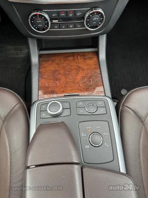 Brūns Mercedes-Benz GL-Class 2013 Tallina, ar dzinēja tilpumu 3.00 L un nobraukumu 214 tūkst. km par 24995 €, foto 29 vietnē AUTOMOTO.COM.LV