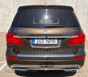 Brūns Mercedes-Benz GL-Class 2016 Tallina, ar dzinēja tilpumu 3.00 L un nobraukumu 290 tūkst. km par 21999 €, foto 8 vietnē AUTOMOTO.COM.LV