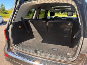 Brūns Mercedes-Benz GL-Class 2016 Tallina, ar dzinēja tilpumu 3.00 L un nobraukumu 290 tūkst. km par 21999 €, foto 16 vietnē AUTOMOTO.COM.LV