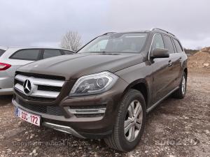 Brūns Mercedes-Benz GL-Class 2016 Tallina, ar dzinēja tilpumu 3.00 L un nobraukumu 290 tūkst. km par 21999 €, foto 26 vietnē AUTOMOTO.COM.LV